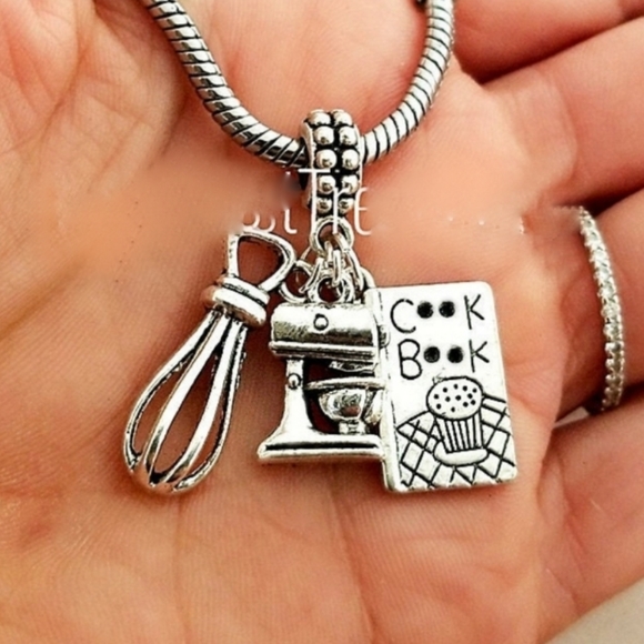 Handmade | Jewelry | Chef Baker Culinary Charm For Pandora James Avery ...